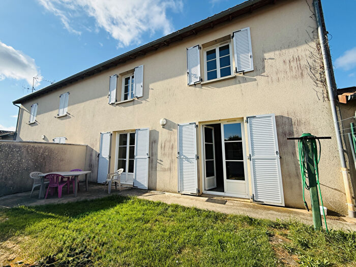 Saint-Benoît : Maison 5 pièces à louer