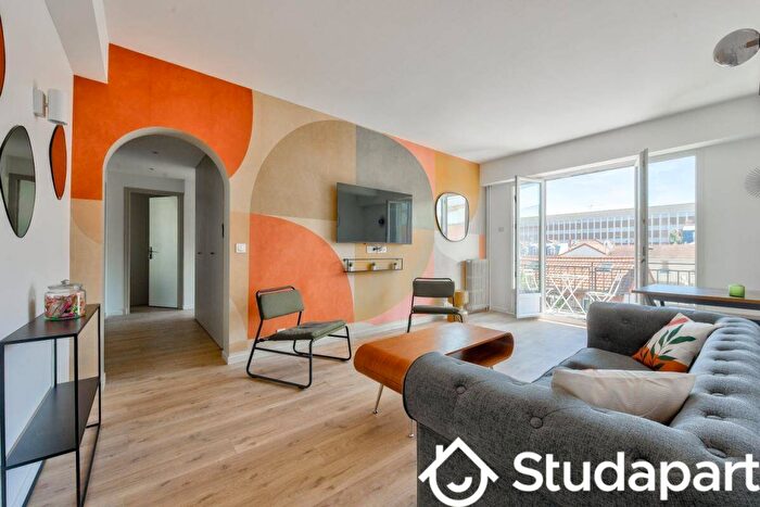 Hauts dAsnières-Métro, Asnières-sur-Seine - Appartement 1 pièce à louer