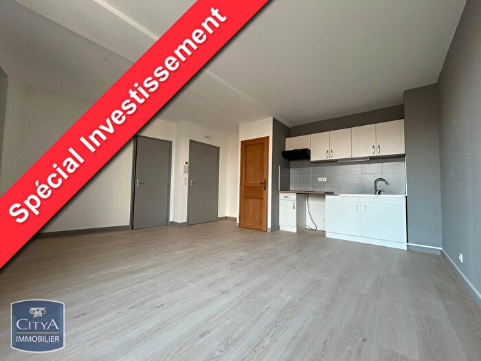 Appartement 1 pièce à Sedan, Centre-ville, à vendre