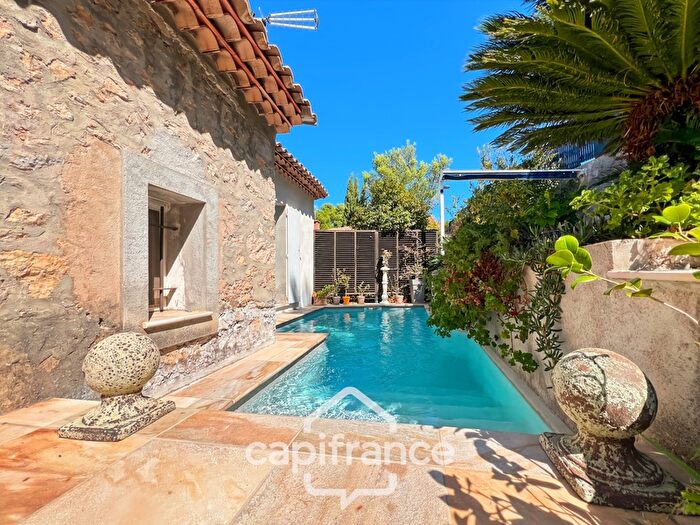 Maison 6 pièces à vendre à Hyères, Costebelle, Almanarre