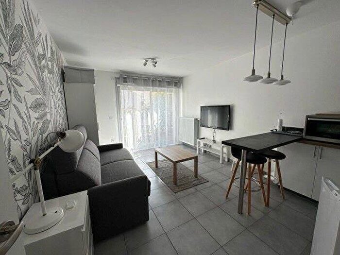 Appartement 1 pièce à louer - Gex