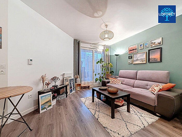 Appartement à vendre - Noisy-le-Grand, Est - 2 pièces - 1 chambre