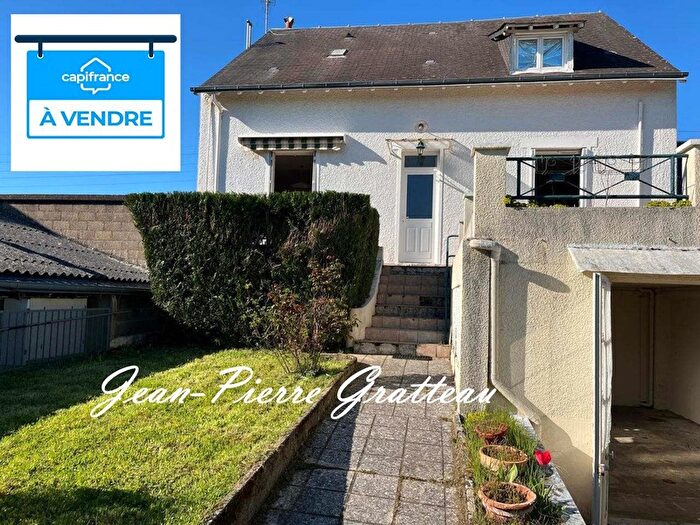 Maison à vendre - Châtellerault, Est - 5 pièces - 3 chambres