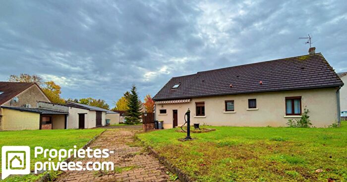 Maison à vendre - Mehun-sur-Yèvre - 4 pièces - 2 chambres