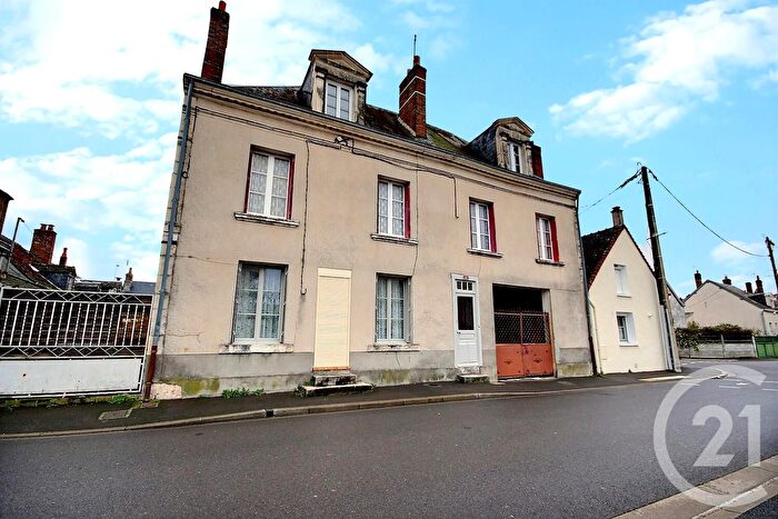 Maison à vendre - Vendôme, Centre-ville, Rochambeau - 7 pièces - 4 chambres