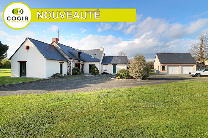 Maison à vendre - Bourgbarré - 8 pièces - 6 chambres