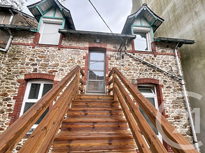 Appartement à louer - La Baule-Escoublac, Centre-ville, Gare - 4 pièces - 3 chambres