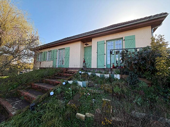 Maison à vendre - Sermoise-sur-Loire - 6 pièces - 4 chambres