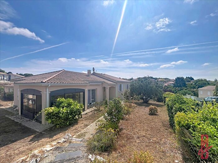 Maison 5 pièces à Soyaux, à louer