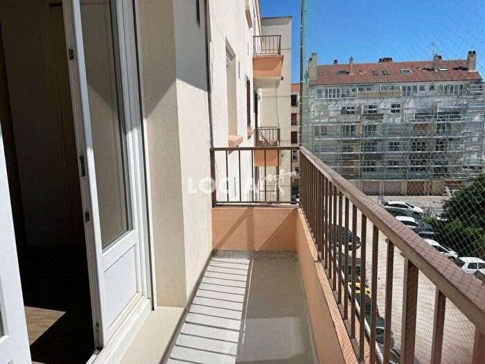 Appartement 1 pièce à Dijon, à louer