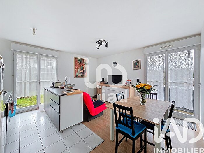 Appartement à vendre - Grisy-Suisnes - 2 pièces - 1 chambre