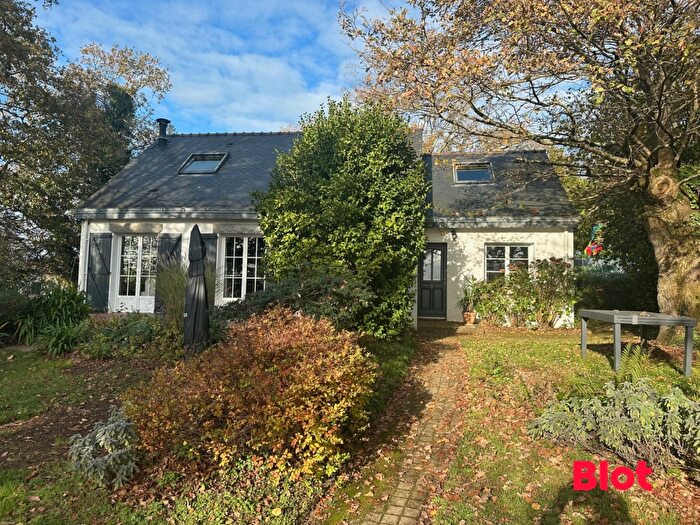 Maison à vendre - Saint-Nolff - 5 pièces - 3 chambres