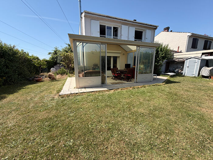 Chelles, Mont-Chalâts, Colline du Fort, La Tuilerie : Maison 5 pièces à vendre