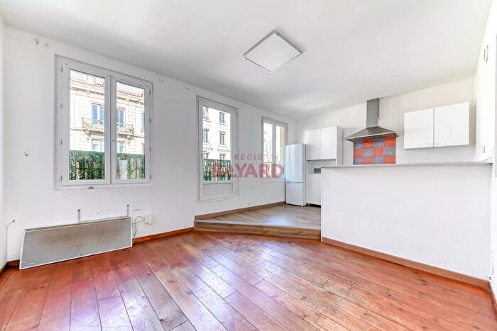Appartement à vendre - Villeurbanne, Ferrandière, Maisons Neuves - 3 pièces - 2 chambres