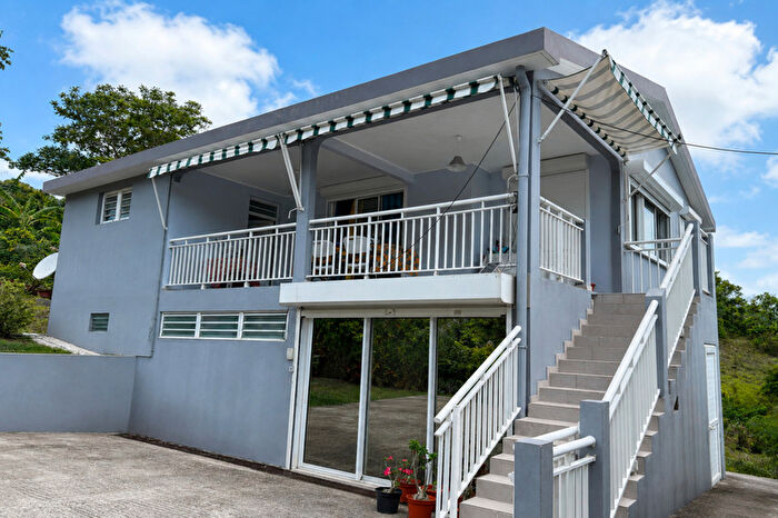 Le François : Maison 7 pièces à vendre