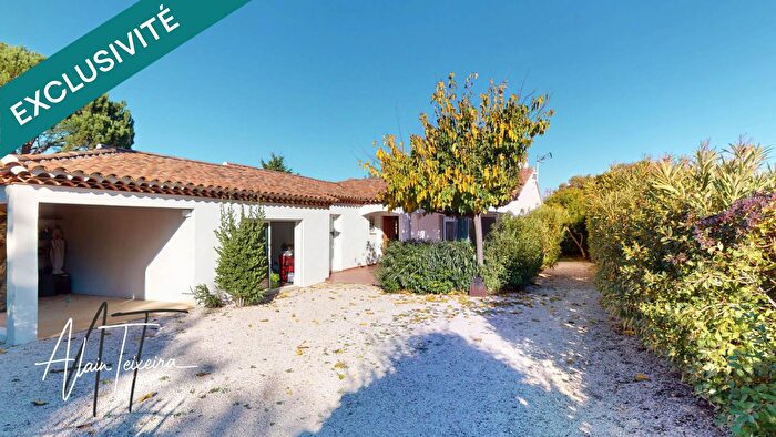 Maison à vendre - Gonfaron - 5 pièces - 3 chambres