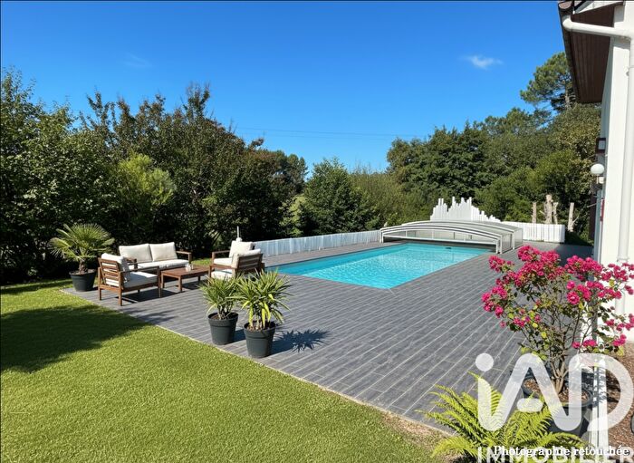 Maison à vendre - Soustons - 8 pièces - 6 chambres