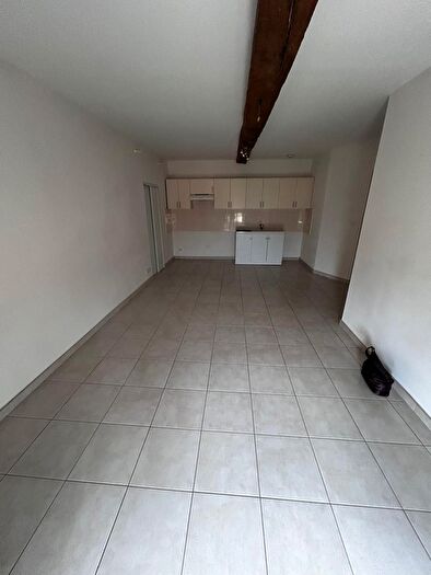 La Côte-Saint-André : Appartement 3 pièces à louer