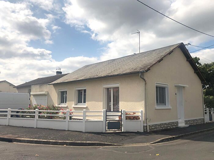 Maison à louer - Thouars - 4 pièces - 3 chambres