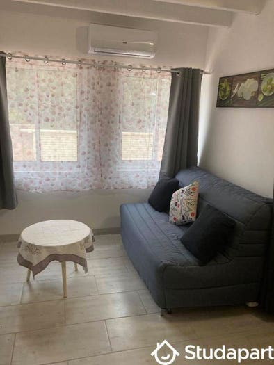 Maison 2 pièces à louer - Garéoult