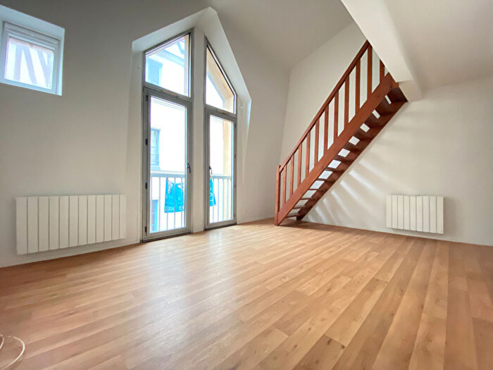 Appartement à louer - Rouen, Vieux Marché, Cathédrale - 2 pièces - 1 chambre