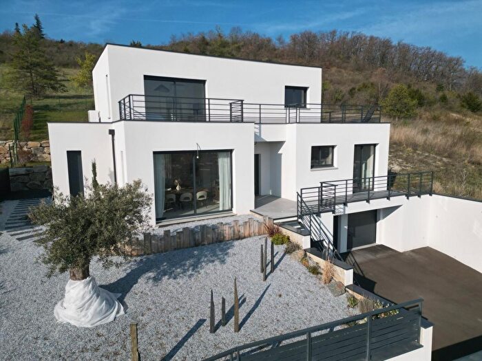 Maison à vendre - Pérignat-lès-Sarliève - 5 pièces - 3 chambres