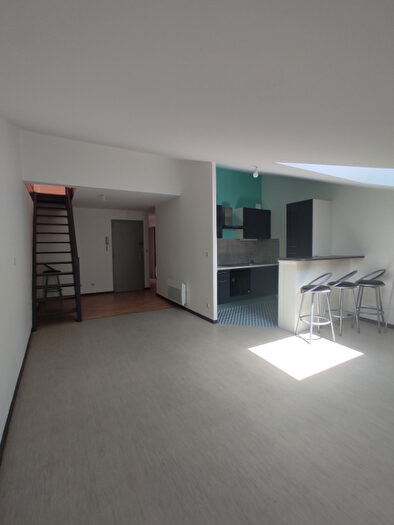 Appartement à louer - Limoges, Centre-ville, Hôtel de Ville, Emailleurs - 3 pièces - 2 chambres