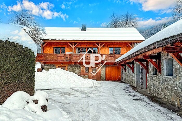 Maison à vendre - Arâches-la-Frasse - 7 pièces - 4 chambres