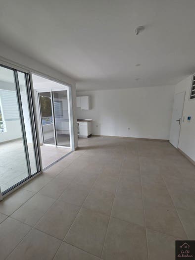 Appartement 3 pièces à Le Diamant, à louer