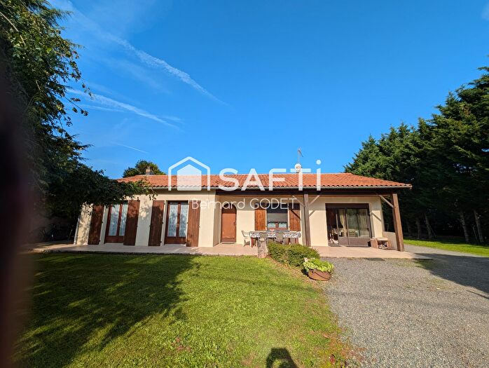 La Magdeleine : Maison 8 pièces à vendre