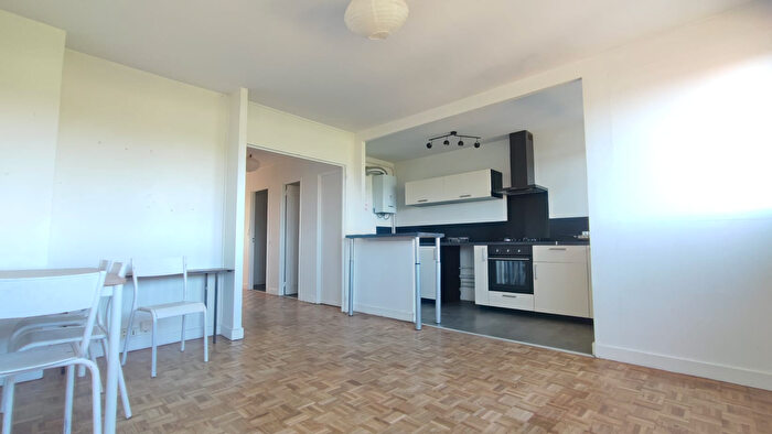 Appartement 3 pièces à vendre - Quartiers Sud-Ouest, Bréquigny