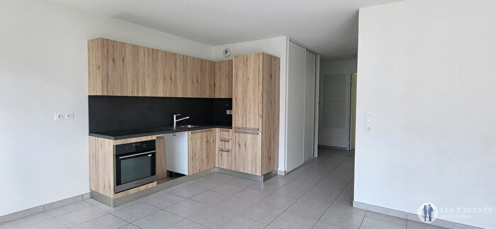 Appartement 4 pièces à louer - Saint-Martin-d'Hères, Galochère