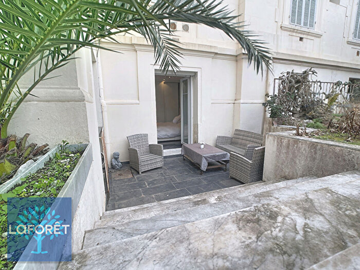 Appartement à vendre - Cannes, Pointe Croisette - 2 pièces - 1 chambre