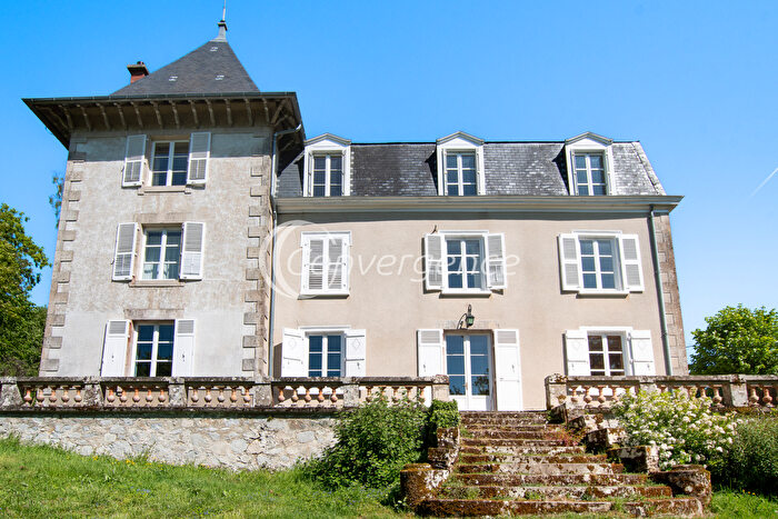 Saint-Bonnet-Briance : Maison 11 pièces à vendre