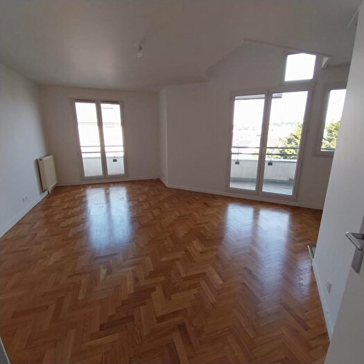 Appartement 3 pièces à vendre à Viry-Châtillon, Chatillon