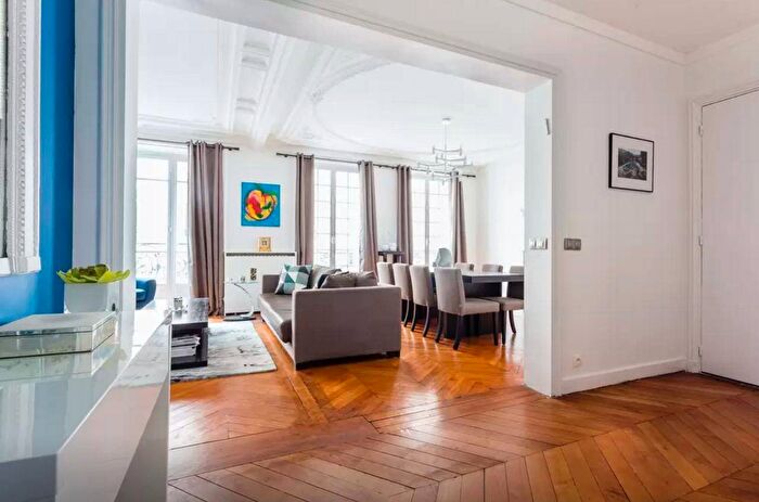 Appartement 4 pièces à louer - Courcelles-Wagram, Paris 17ème arrondissement
