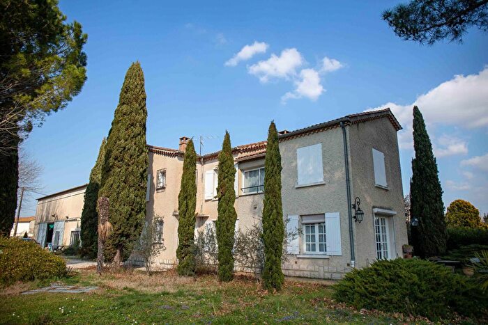 Maison 9 pièces à Avignon, Montfavet, à vendre