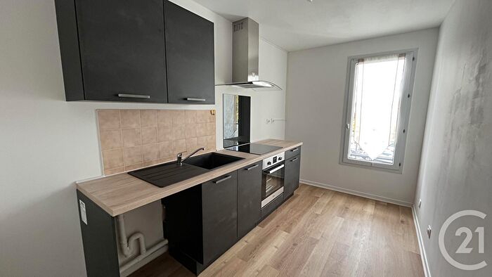 Appartement à louer - Olivet, Centre-ville - 4 pièces - 3 chambres