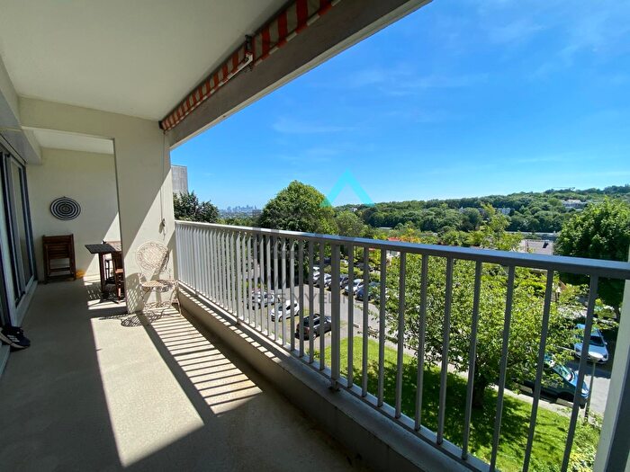 Marly-le-Roi, Grandes Terres, Vergers, Vauillons : Appartement 5 pièces à vendre