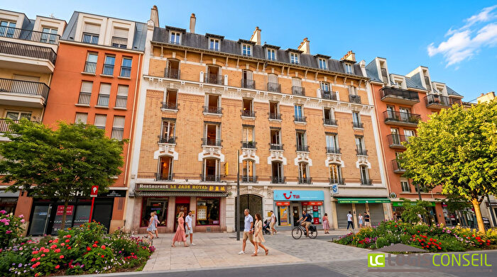 Appartement 3 pièces à vendre - Châtillon, Centre-ville, Sarments