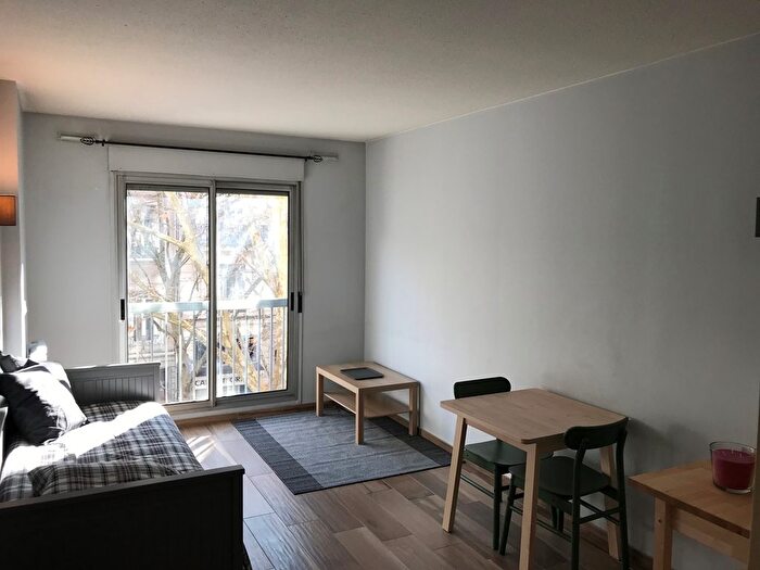 Appartement à louer - Lyon e  - 1 pièce
