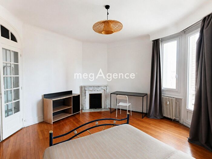 Chambéry, Centre-ville : Appartement 4 pièces à vendre
