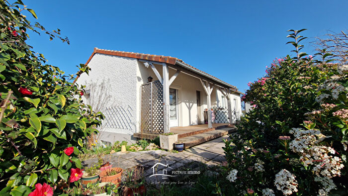 Maison à vendre - Coulombiers - 5 pièces - 3 chambres
