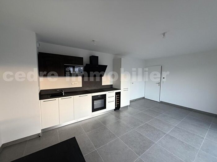 Appartement à vendre - Saint-Pryvé-Saint-Mesmin - 3 pièces - 2 chambres