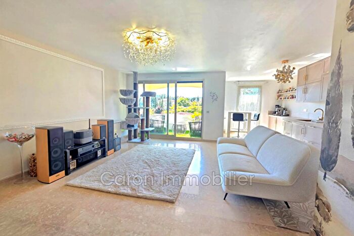 Maison à vendre - Mandelieu-la-Napoule, Les Termes - 4 pièces - 2 chambres