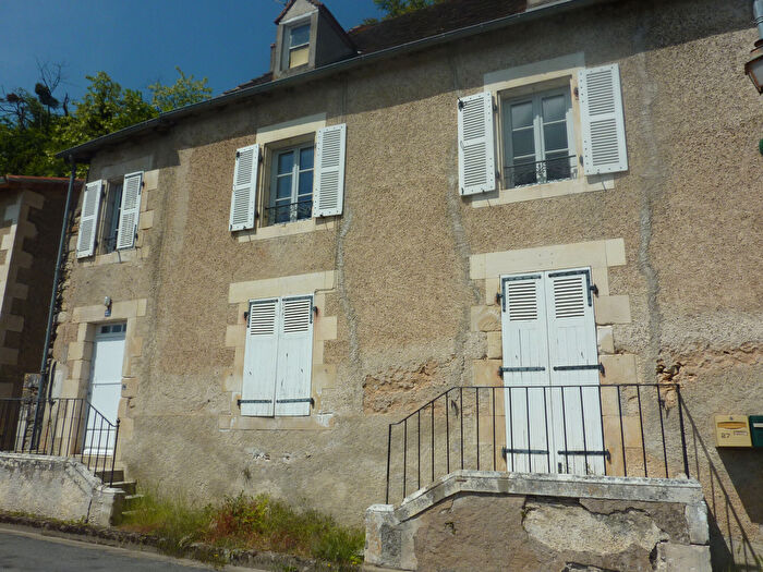 Maison à vendre - Montmorillon - 4 pièces - 2 chambres