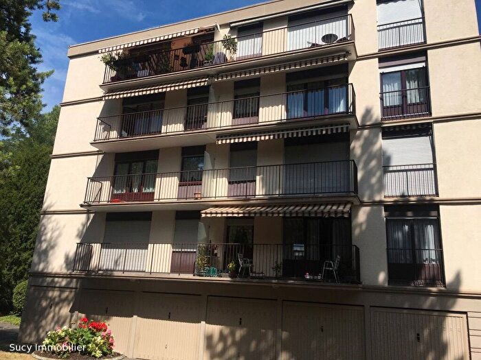Appartement à louer - Les Monrois-Fdv, Sucy-en-Brie - 3 pièces - 2 chambres