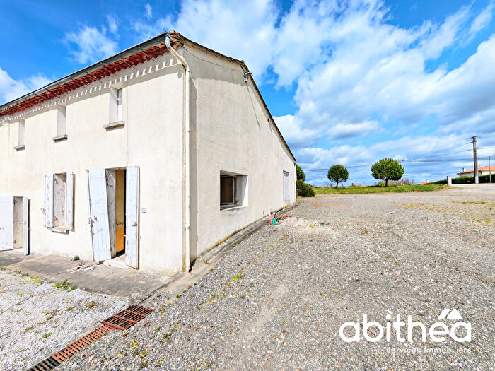 Maison à vendre - Vérac - 3 pièces - 1 chambre