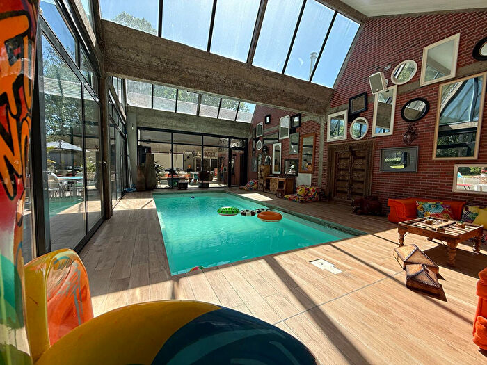 Maison 10 pièces à Breuillet, à vendre