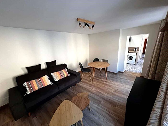 Appartement à louer - Saint Louis, Saint-Germain-en-Laye - 2 pièces - 1 chambre